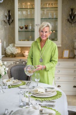 On the Table: Arte Italica and Crown Linen Designs’ heritage dinnerware ...